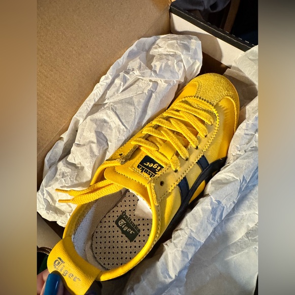 Onitsuka Tiger by Asics | Shoes | Authentic Onitsuka Tiger Mexico 66 ...